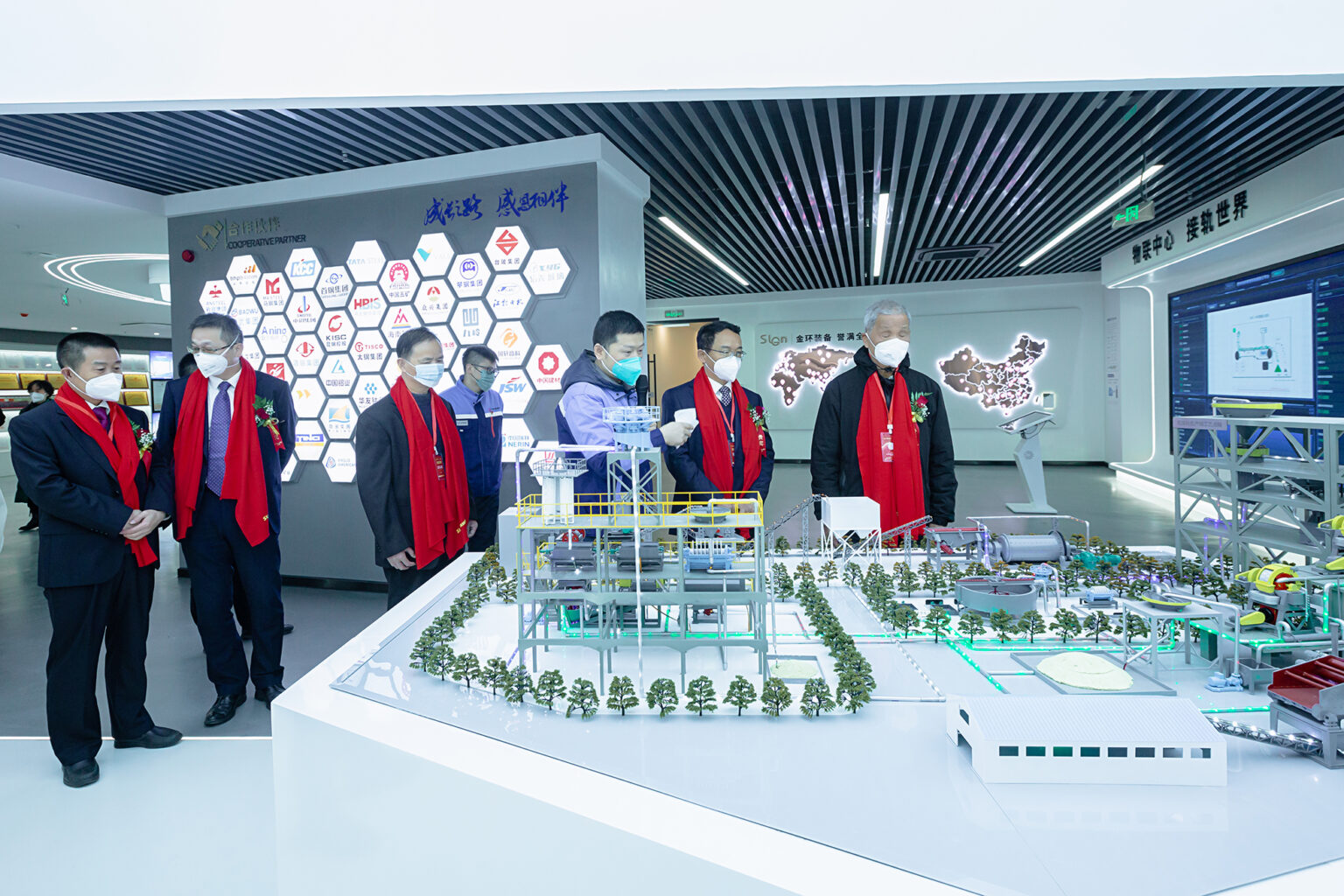 SLon 20th Anniversary Celebration and SLon-5000 WHIMS New Product ...